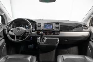 Brūns Volkswagen Multivan 2019 Viļņa, ar dzinēja tilpumu 2.00 L un nobraukumu 131 tūkst. km par 32150 €, foto 17 vietnē AUTOMOTO.COM.LV