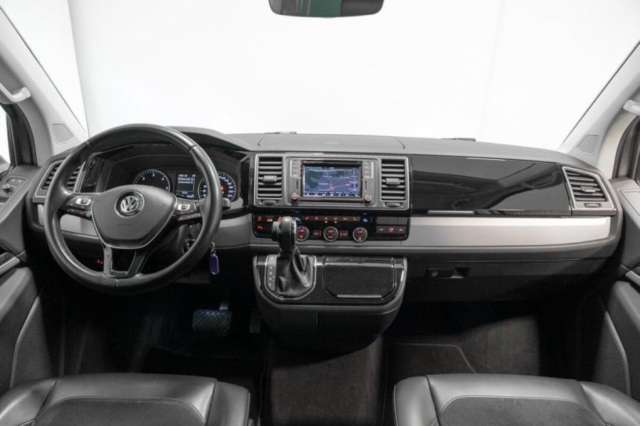 Brūns Volkswagen Multivan 2019 Viļņa, ar dzinēja tilpumu 2.00 L un nobraukumu 131 tūkst. km par 32150 €, foto 17 vietnē AUTOMOTO.COM.LV