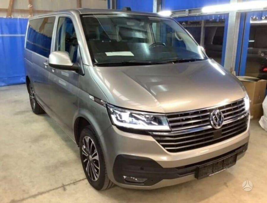 Brūns Volkswagen Multivan 2021 Šauļi, ar dzinēja tilpumu 1.97 L un nobraukumu 127 tūkst. km par 33900 €, foto 1 vietnē AUTOMOTO.COM.LV