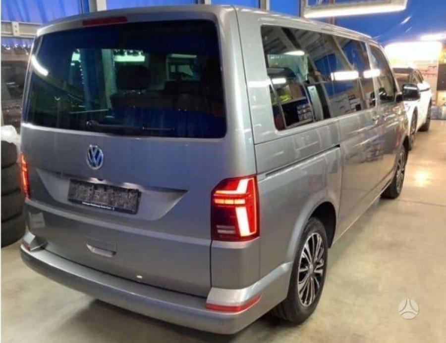 Brūns Volkswagen Multivan 2021 Šauļi, ar dzinēja tilpumu 1.97 L un nobraukumu 127 tūkst. km par 33900 €, foto 4 vietnē AUTOMOTO.COM.LV