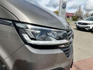 Brown Volkswagen Multivan 2021 in Siauliai, with an engine capacity of 1.97 L and mileage of 91 thousand km for 34900 €, photo 4 on AUTOMOTO.COM.LV