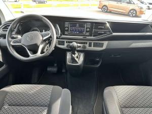 Brown Volkswagen Multivan 2021 in Siauliai, with an engine capacity of 1.97 L and mileage of 91 thousand km for 34900 €, photo 7 on AUTOMOTO.COM.LV