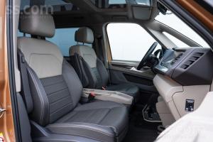 Brūns Volkswagen Multivan 2023 Rīga, ar dzinēja tilpumu 2.00 L un nobraukumu 60 tūkst. km par 48900 €, foto 6 vietnē AUTOMOTO.COM.LV