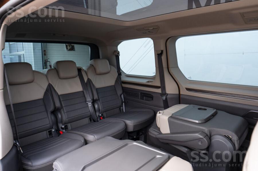 Brūns Volkswagen Multivan 2023 Rīga, ar dzinēja tilpumu 2.00 L un nobraukumu 60 tūkst. km par 48900 €, foto 8 vietnē AUTOMOTO.COM.LV