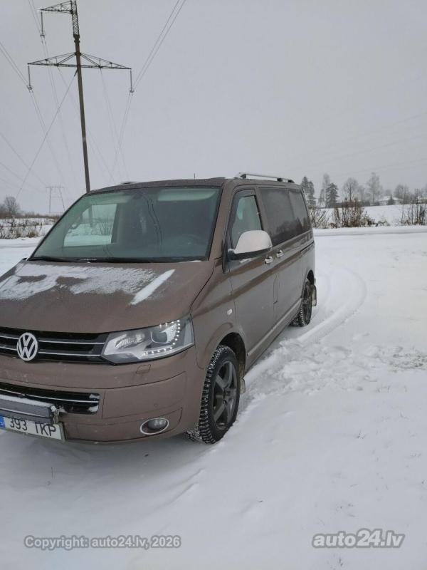 Brown Volkswagen Multivan 2014 in Tallinn, with an engine capacity of 2.00 L and mileage of 518 thousand km for 14200 €, photo 3 on AUTOMOTO.COM.LV