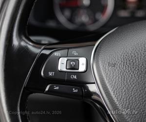 Brown Volkswagen Multivan 2016 in Tallinn, with an engine capacity of 2.00 L and mileage of 206 thousand km for 18790 €, photo 23 on AUTOMOTO.COM.LV