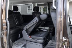 Brūns Volkswagen Multivan 2017 Tallina, ar dzinēja tilpumu 2.00 L un nobraukumu 115 tūkst. km par 37999 €, foto 12 vietnē AUTOMOTO.COM.LV
