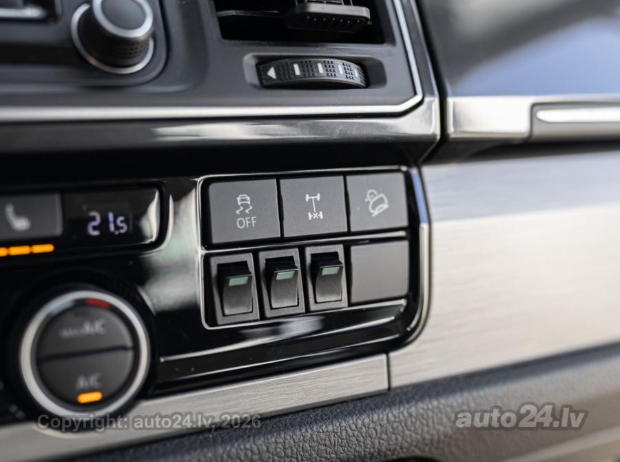 Brūns Volkswagen Multivan 2017 Tallina, ar dzinēja tilpumu 2.00 L un nobraukumu 115 tūkst. km par 37999 €, foto 15 vietnē AUTOMOTO.COM.LV