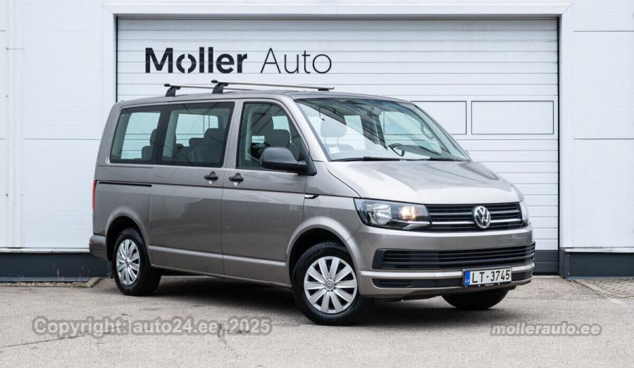 Brown Volkswagen Multivan 2018 in Riga, with an engine capacity of 2.00 L and mileage of 223 thousand km for 21469 €, photo 2 on AUTOMOTO.COM.LV
