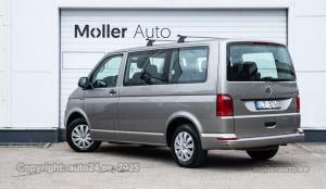 Brown Volkswagen Multivan 2018 in Riga, with an engine capacity of 2.00 L and mileage of 223 thousand km for 21469 €, photo 3 on AUTOMOTO.COM.LV