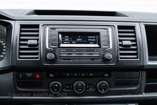 Brūns Volkswagen Multivan 2018 Rīga, ar dzinēja tilpumu 2.00 L un nobraukumu 223 tūkst. km par 21469 €, foto 11 vietnē AUTOMOTO.COM.LV