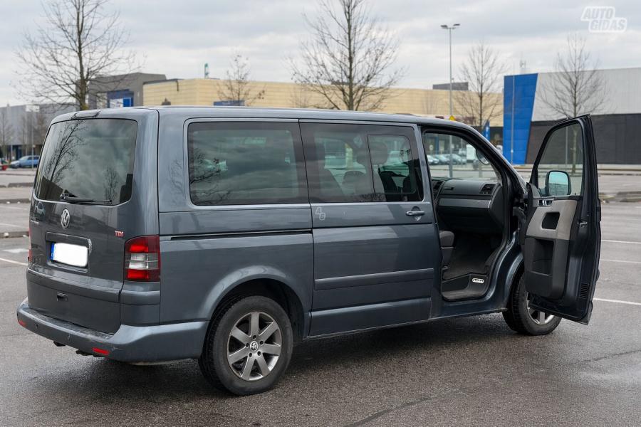 Volkswagen Multivan 2009 in Klaipeda, with an engine capacity of 2.50 L and mileage of 345 thousand km for 6800 €, photo 2 on AUTOMOTO.COM.LV