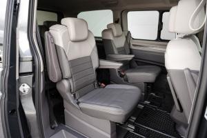 Volkswagen Multivan 2025 in Riga, with an engine capacity of 2.00 L and mileage of 20 thousand km for 59900 €, photo 10 on AUTOMOTO.COM.LV