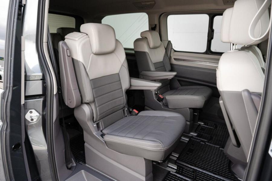 Volkswagen Multivan 2025 in Riga, with an engine capacity of 2.00 L and mileage of 20 thousand km for 59900 €, photo 10 on AUTOMOTO.COM.LV
