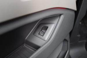 Volkswagen Multivan 2025 in Riga, with an engine capacity of 2.00 L and mileage of 20 thousand km for 59900 €, photo 16 on AUTOMOTO.COM.LV