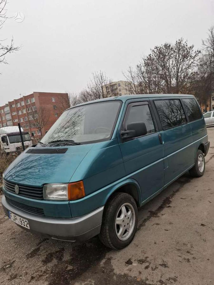 Zaļš Volkswagen Multivan 1994 Klaipėda, ar dzinēja tilpumu 1.90 L un nobraukumu 512 tūkst. km par 2250 €, foto 1 vietnē AUTOMOTO.COM.LV