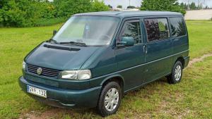 Green Volkswagen Multivan 1996 in Pakruojis, with an engine capacity of 2.50 L and mileage of 590 thousand km for 2900 €, photo  on AUTOMOTO.COM.LV