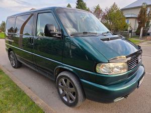 Green Volkswagen Multivan 1996 in Mazeikiai, with an engine capacity of 2.50 L and mileage of 234 thousand km for 4444 €, photo  on AUTOMOTO.COM.LV