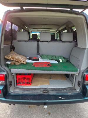 Zaļš Volkswagen Multivan 1996 Mažeikiai, ar dzinēja tilpumu 2.50 L un nobraukumu 234 tūkst. km par 4444 €, foto 17 vietnē AUTOMOTO.COM.LV