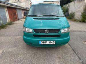 Zaļš Volkswagen Multivan 1997 Kauņa, ar dzinēja tilpumu 2.50 L un nobraukumu 263 tūkst. km par 2800 €, foto  vietnē AUTOMOTO.COM.LV
