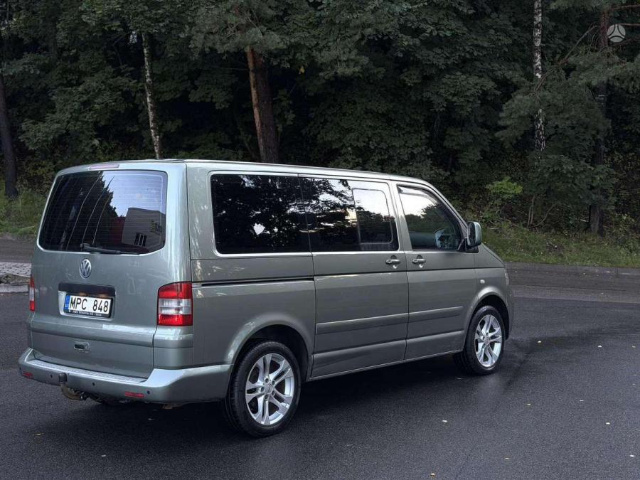 Zaļš Volkswagen Multivan 2004 Viļņa, ar dzinēja tilpumu 1.90 L un nobraukumu 454 tūkst. km par 6750 €, foto 6 vietnē AUTOMOTO.COM.LV
