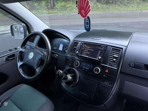 Zaļš Volkswagen Multivan 2004 Viļņa, ar dzinēja tilpumu 1.90 L un nobraukumu 454 tūkst. km par 6750 €, foto 13 vietnē AUTOMOTO.COM.LV