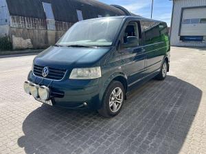 Green Volkswagen Multivan 2008 in Telschi, with an engine capacity of 2.50 L and mileage of 330 thousand km for 5999 €, photo 4 on AUTOMOTO.COM.LV