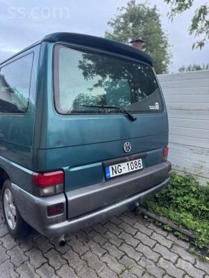 Zaļš Volkswagen Multivan 1994 Rīga, ar dzinēja tilpumu 2.40 L un nobraukumu 350 tūkst. km par 1400 €, foto 2 vietnē AUTOMOTO.COM.LV