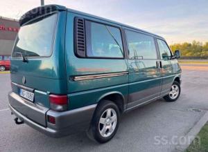 Zaļš Volkswagen Multivan 1994 Rīga, ar dzinēja tilpumu 2.40 L un nobraukumu 350 tūkst. km par 1400 €, foto 4 vietnē AUTOMOTO.COM.LV