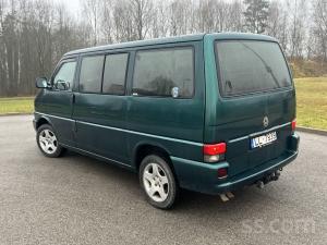 Green Volkswagen Multivan 1996 in Cesis, with an engine capacity of 2.50 L and mileage of 802 thousand km for 3250 €, photo 3 on AUTOMOTO.COM.LV