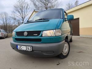Green Volkswagen Multivan 1996 in Rezekne, with an engine capacity of 2.50 L and mileage of 412 thousand km for 3700 €, photo  on AUTOMOTO.COM.LV