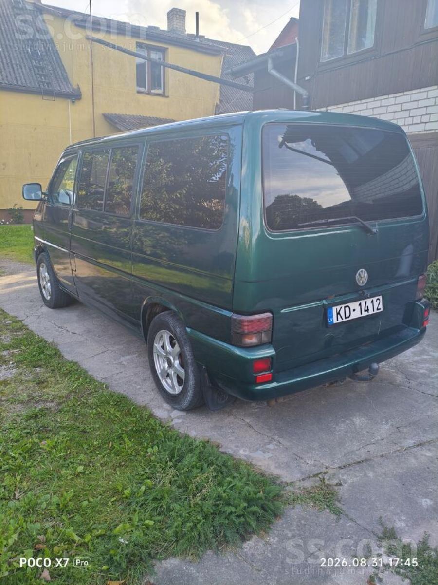 Green Volkswagen Multivan 1996 in Tukums, with an engine capacity of 2.50 L and mileage of 493 thousand km for 4500 €, photo 4 on AUTOMOTO.COM.LV