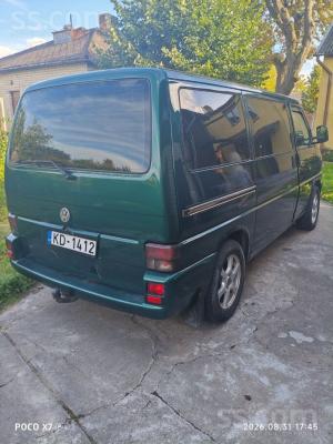 Green Volkswagen Multivan 1996 in Tukums, with an engine capacity of 2.50 L and mileage of 493 thousand km for 4500 €, photo 5 on AUTOMOTO.COM.LV