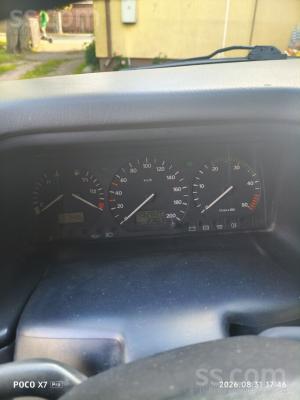 Green Volkswagen Multivan 1996 in Tukums, with an engine capacity of 2.50 L and mileage of 493 thousand km for 4500 €, photo 7 on AUTOMOTO.COM.LV