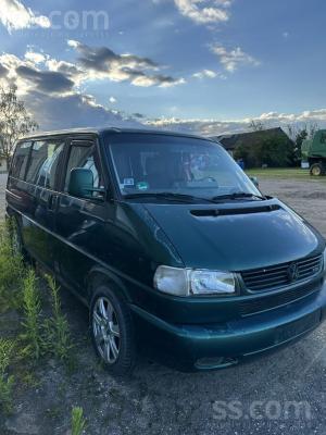 Zaļš Volkswagen Multivan 1997 Dobele, ar dzinēja tilpumu 2.50 L un nobraukumu 430 tūkst. km par 1400 €, foto 3 vietnē AUTOMOTO.COM.LV
