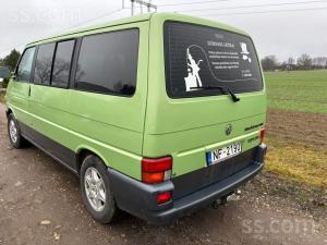 Green Volkswagen Multivan 1998 in Ogre, with an engine capacity of 2.50 L and mileage of 290 thousand km for 6300 €, photo 3 on AUTOMOTO.COM.LV
