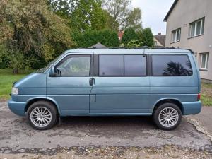 Zaļš Volkswagen Multivan 1998 Ogre, ar dzinēja tilpumu 2.50 L un nobraukumu 457 tūkst. km par 7500 €, foto 9 vietnē AUTOMOTO.COM.LV