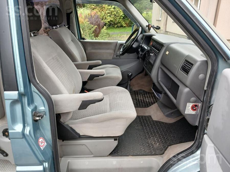 Zaļš Volkswagen Multivan 1998 Ogre, ar dzinēja tilpumu 2.50 L un nobraukumu 457 tūkst. km par 7500 €, foto 14 vietnē AUTOMOTO.COM.LV