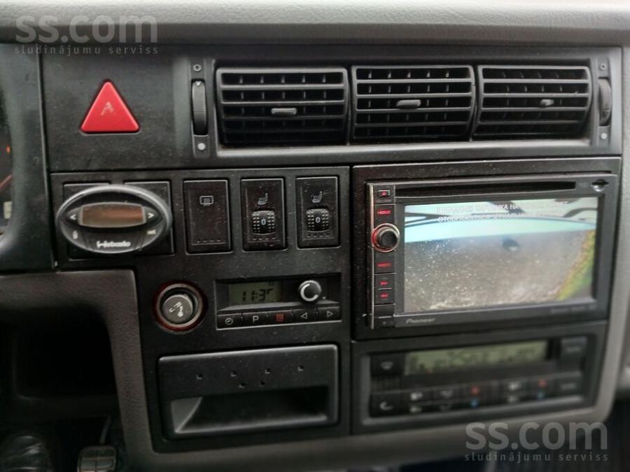 Zaļš Volkswagen Multivan 1998 Ogre, ar dzinēja tilpumu 2.50 L un nobraukumu 457 tūkst. km par 7500 €, foto 18 vietnē AUTOMOTO.COM.LV