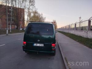 Зеленый Фольксваген Мультиван 1999 в Рига, объемом двигателя 2.50 л и пробегом 503 тыс. км за 3700 €, фото 5 на AUTOMOTO.COM.LV