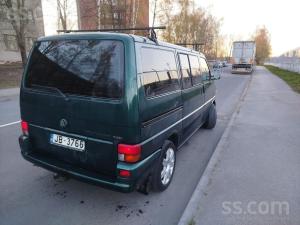 Zaļš Volkswagen Multivan 1999 Rīga, ar dzinēja tilpumu 2.50 L un nobraukumu 503 tūkst. km par 3650 €, foto 4 vietnē AUTOMOTO.COM.LV