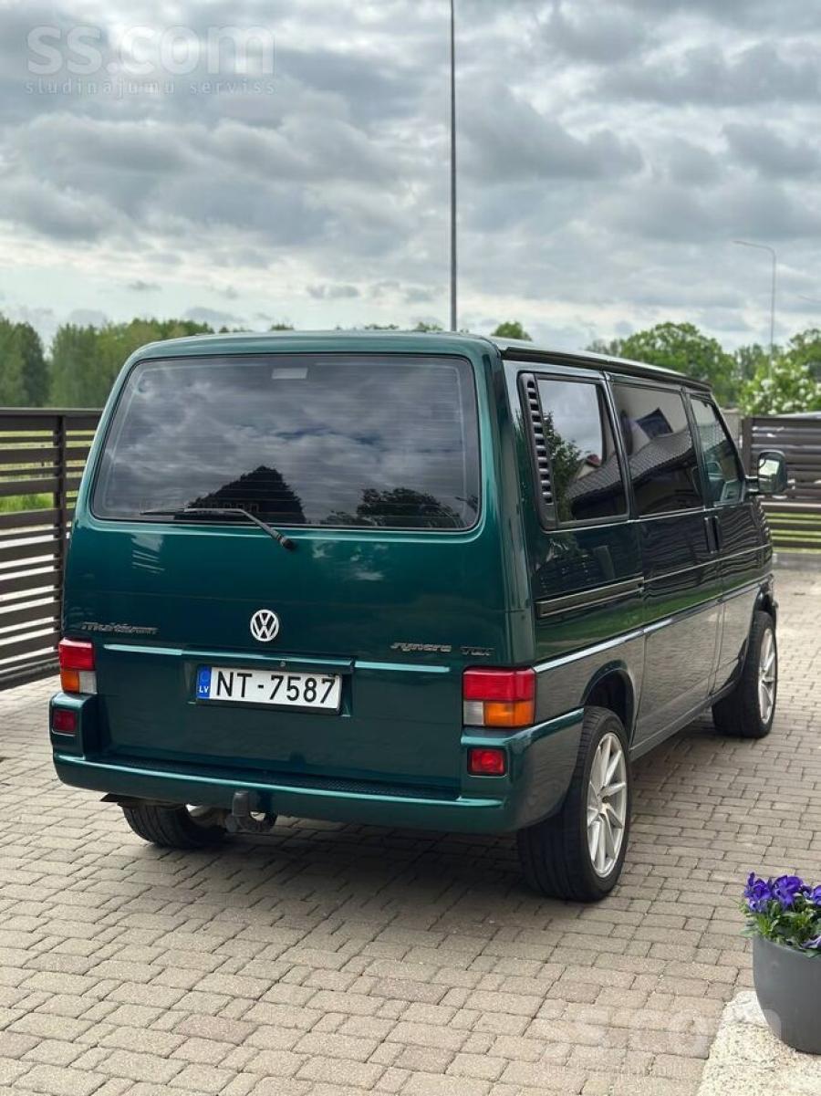 Zaļš Volkswagen Multivan 2000 Valmiera, ar dzinēja tilpumu 2.50 L un nobraukumu 410 tūkst. km par 17450 €, foto 16 vietnē AUTOMOTO.COM.LV