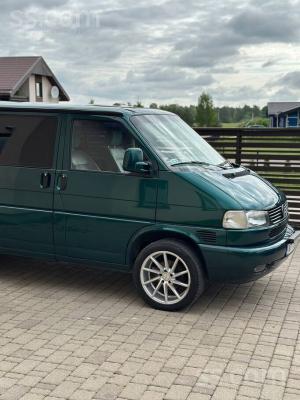 Zaļš Volkswagen Multivan 2000 Valmiera, ar dzinēja tilpumu 2.50 L un nobraukumu 410 tūkst. km par 17450 €, foto 17 vietnē AUTOMOTO.COM.LV