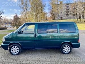Zaļš Volkswagen Multivan 2000 Rēzekne, ar dzinēja tilpumu 2.50 L un nobraukumu 362 tūkst. km par 4650 €, foto 4 vietnē AUTOMOTO.COM.LV