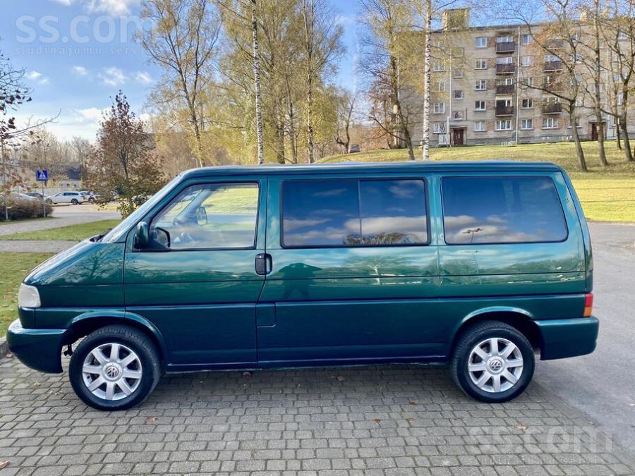 Zaļš Volkswagen Multivan 2000 Rēzekne, ar dzinēja tilpumu 2.50 L un nobraukumu 362 tūkst. km par 4650 €, foto 4 vietnē AUTOMOTO.COM.LV