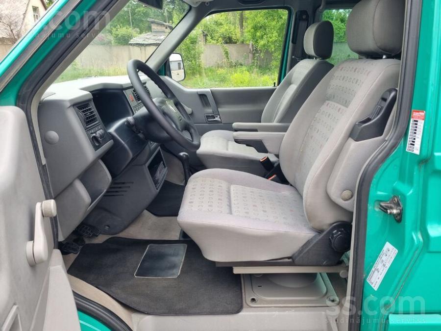 Green Volkswagen Multivan 2000 in Ogre, with an engine capacity of 2.50 L and mileage of 222 thousand km for 7350 €, photo 11 on AUTOMOTO.COM.LV