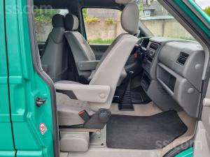 Green Volkswagen Multivan 2000 in Ogre, with an engine capacity of 2.50 L and mileage of 222 thousand km for 7350 €, photo 12 on AUTOMOTO.COM.LV
