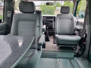 Green Volkswagen Multivan 2000 in Ogre, with an engine capacity of 2.50 L and mileage of 222 thousand km for 7350 €, photo 15 on AUTOMOTO.COM.LV