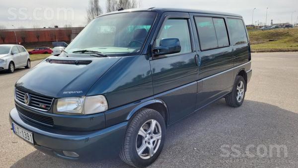 Zaļš Volkswagen Multivan 2002 Daugavpils, ar dzinēja tilpumu 2.50 L un nobraukumu 317 tūkst. km par 9100 €, foto 1 vietnē AUTOMOTO.COM.LV