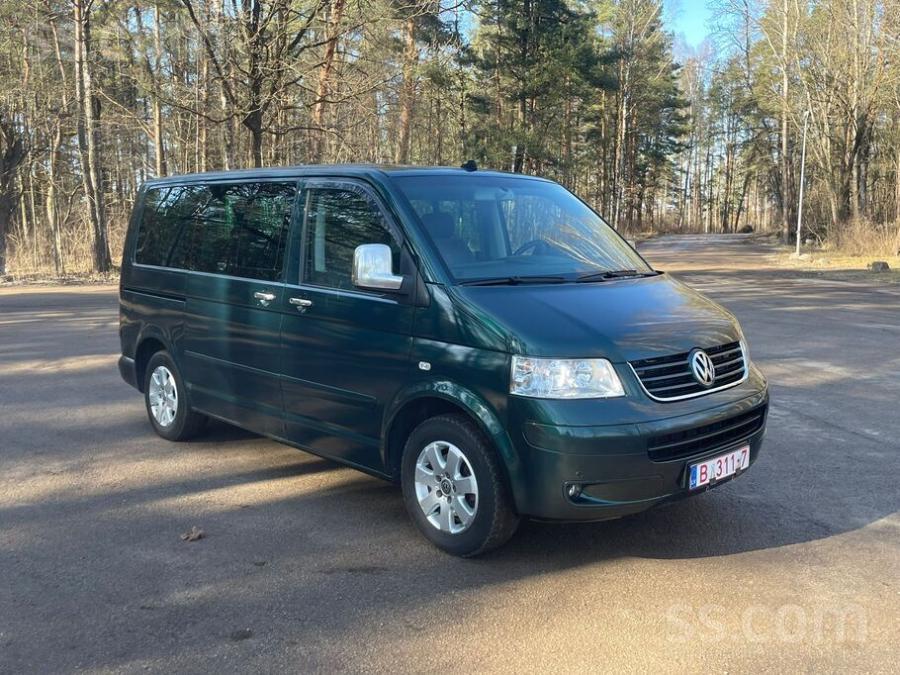 Green Volkswagen Multivan 2005 in Riga, with an engine capacity of 2.50 L and mileage of 0 thousand km for 7199 €, photo 8 on AUTOMOTO.COM.LV